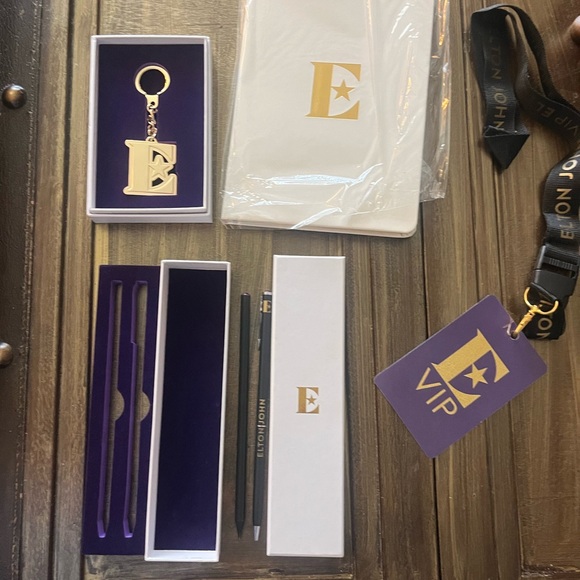 Elton John | Other | Elton John Vip Keychain Stationery Set Lanyard ...